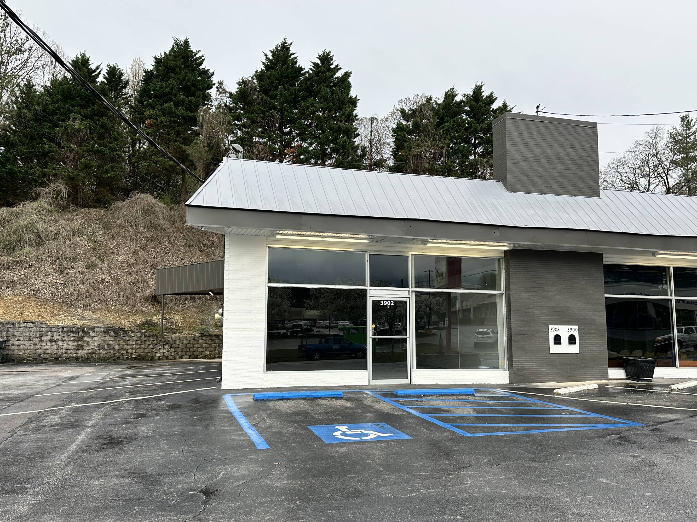 3902 Hixson Pike, Chattanooga, TN 37415 | Crexi.com