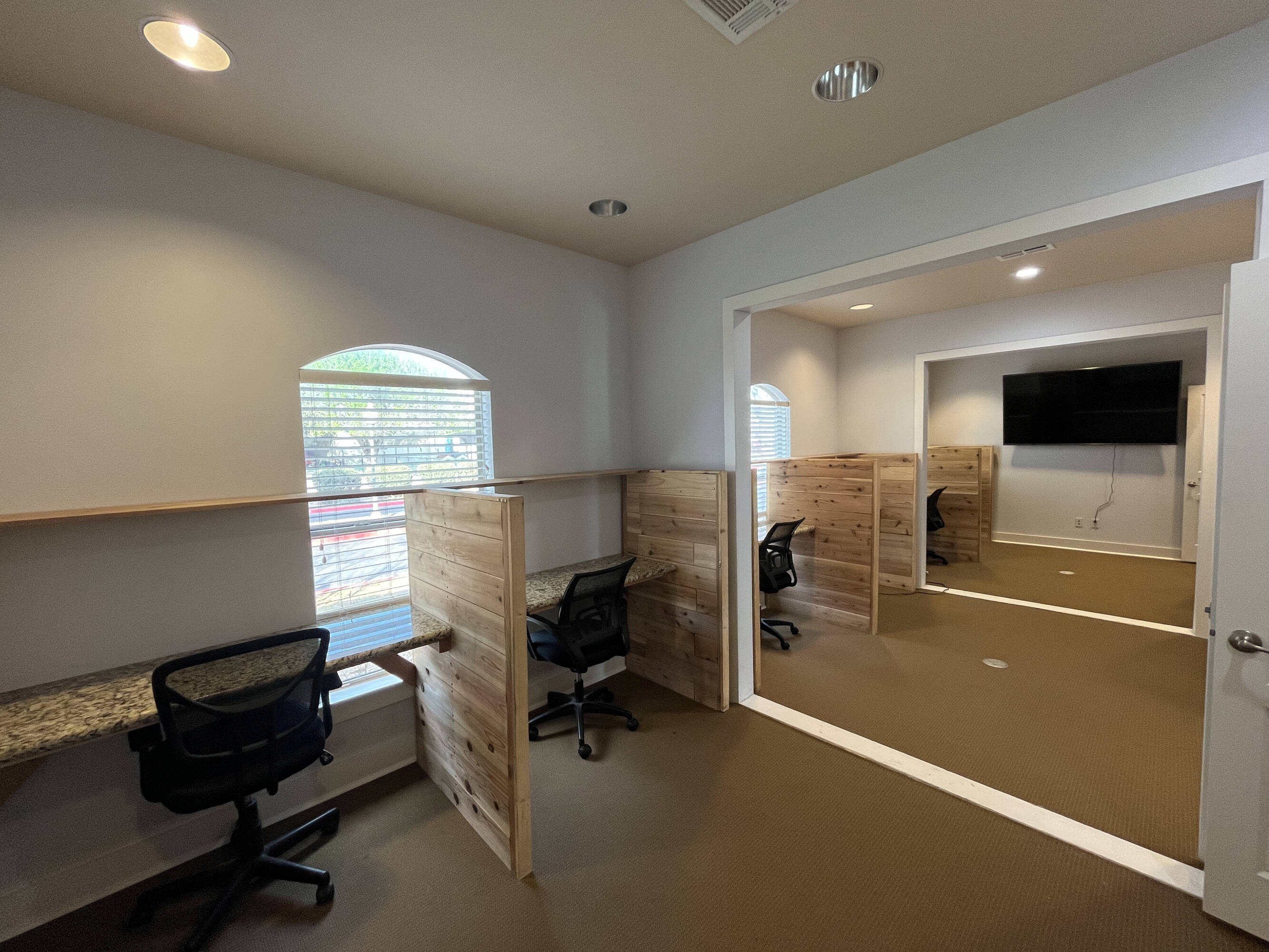 1619 E Common St, New Braunfels, TX 78130 | Crexi.com