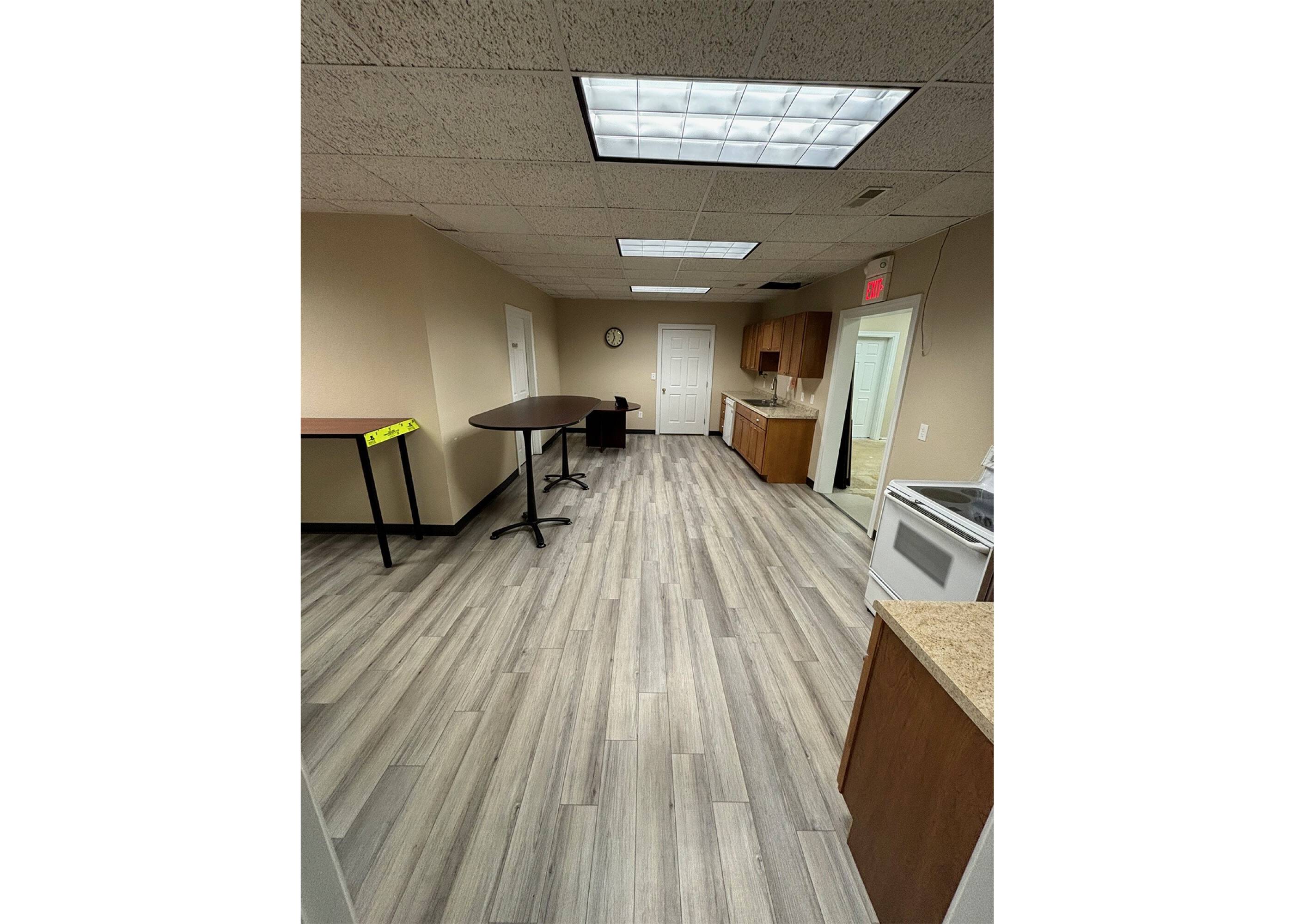 909 E Business Loop 70, Columbia, MO 65201 | Crexi.com