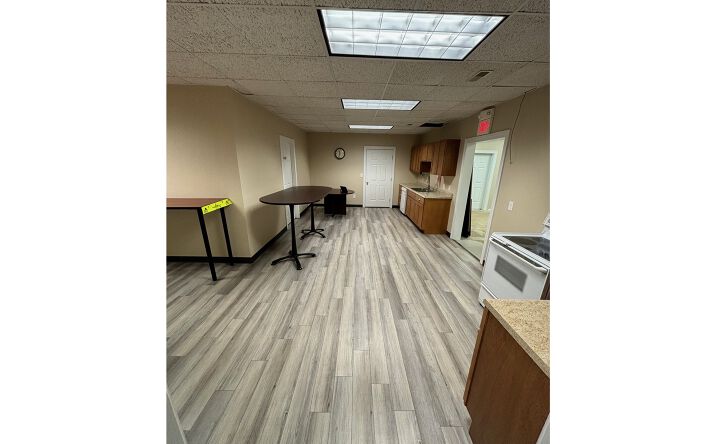 909 E Business Loop 70, Columbia, MO 65201 | Crexi.com