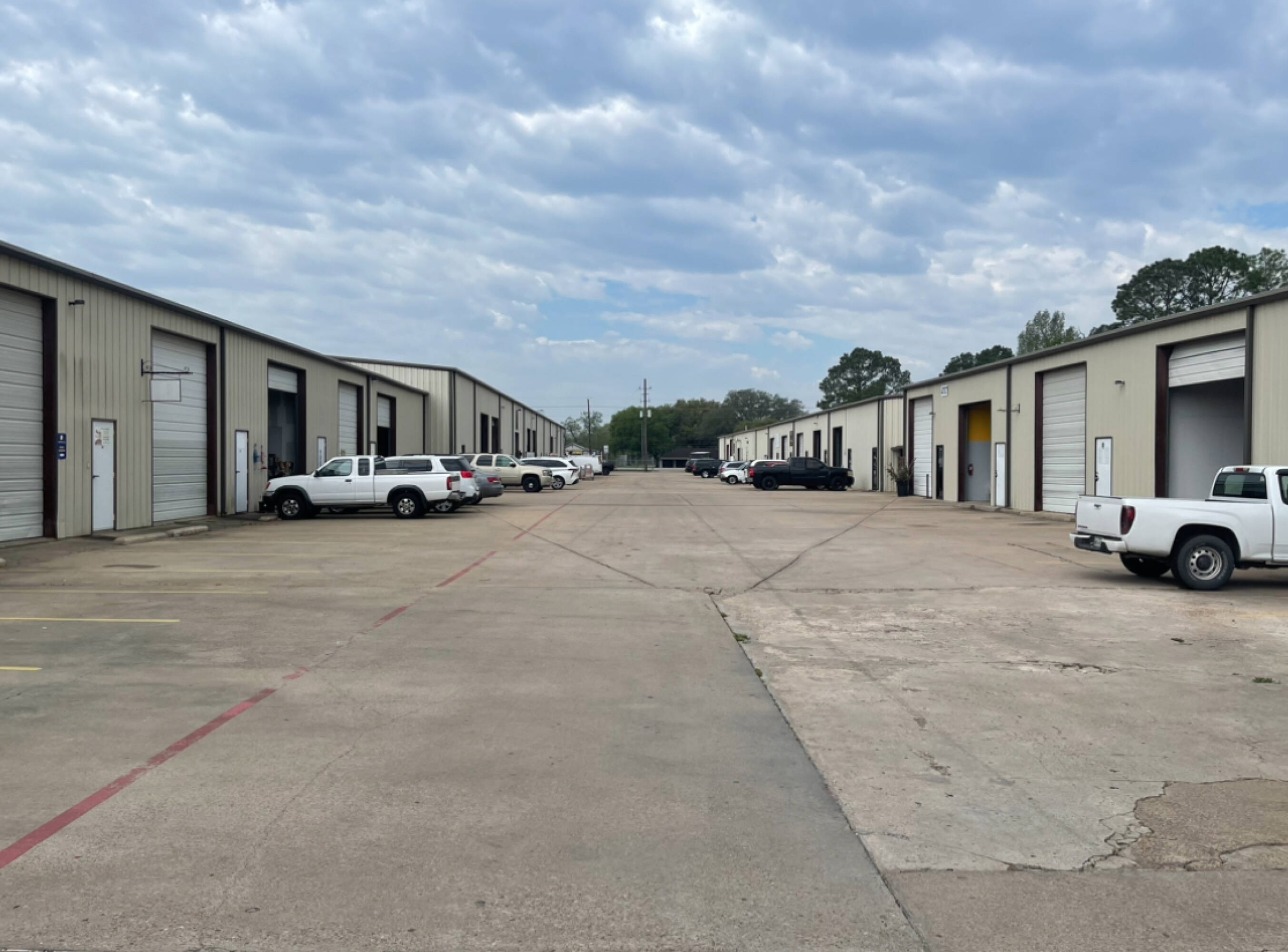 4705 HIGHWAY 36 S Rosenberg TX 77471-9255 APN: 0312-00-000-0185-901 ...