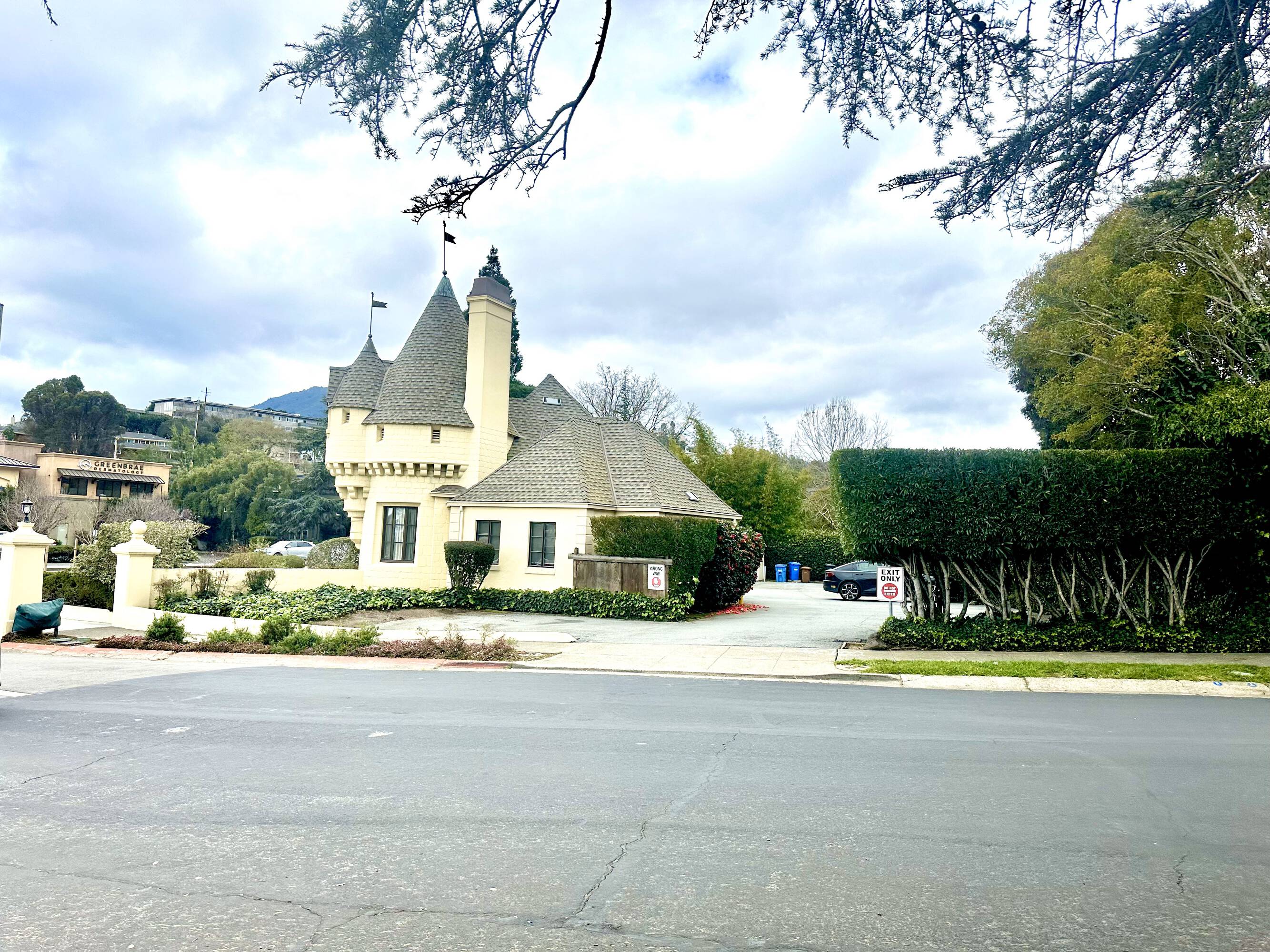 500 Sir Francis Drake Blvd, Kentfield, CA 94904 | Crexi.com