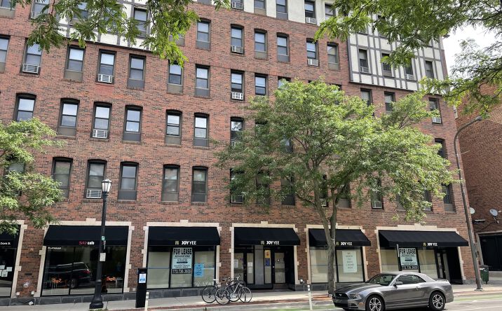 523 Davis St, Evanston, IL 60201 | Crexi.com