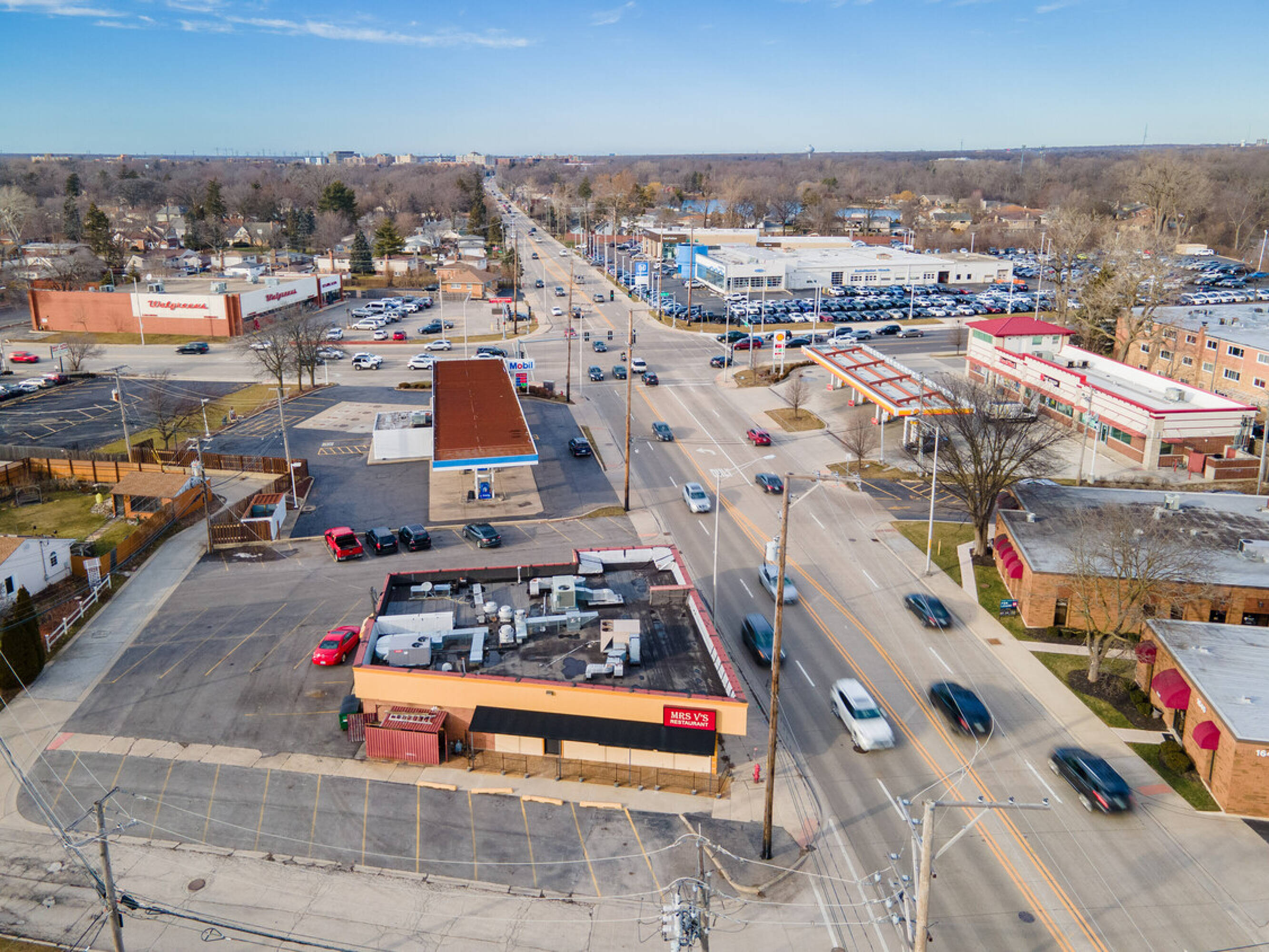 1640 S River Rd, Des Plaines, IL 60018 | Crexi.com