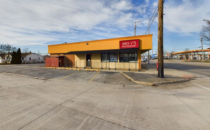 1640 S River Rd, Des Plaines, IL 60018 | Crexi.com