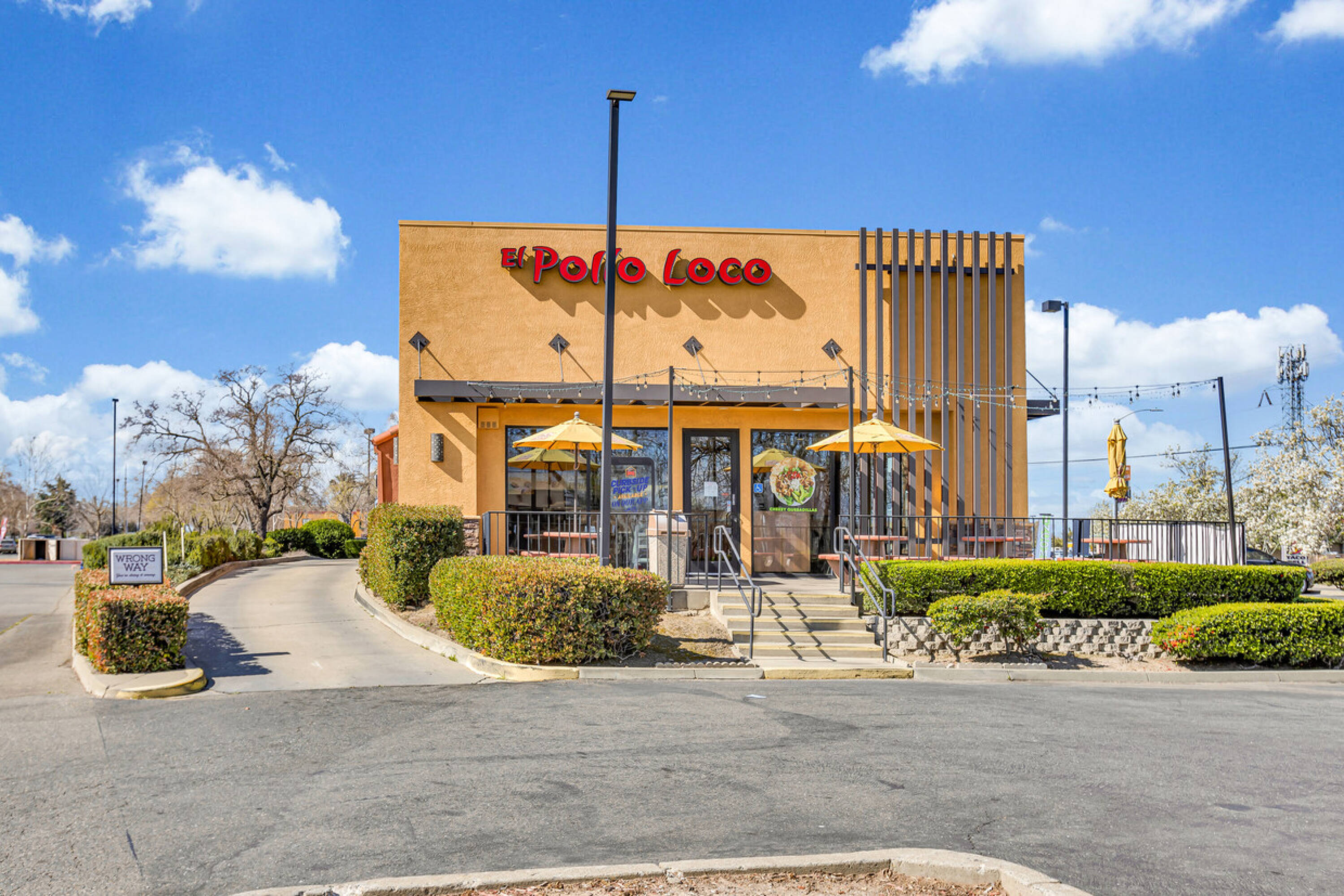 4550 Mack Rd, Sacramento, CA 95823 | Crexi.com