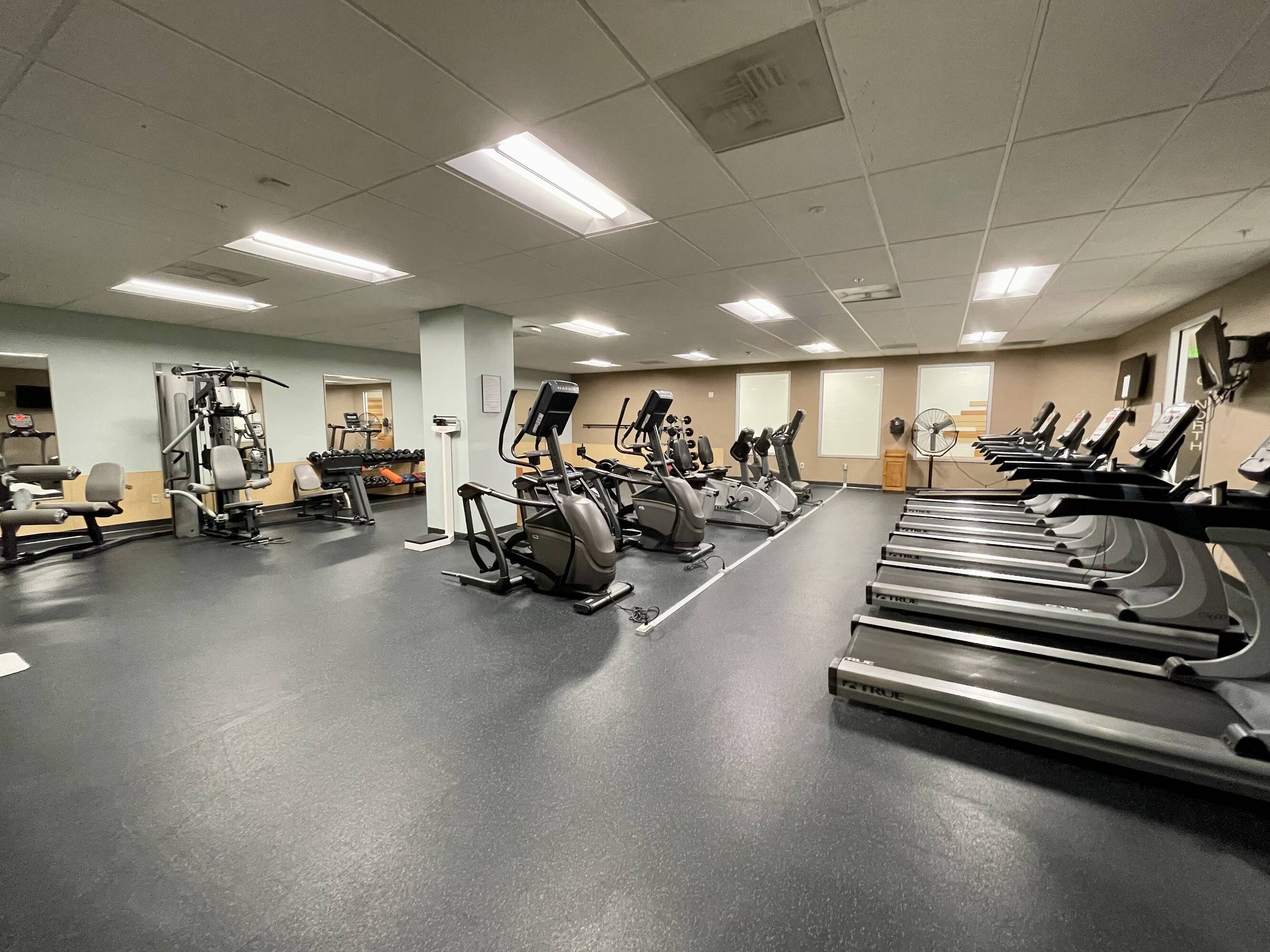 525 Junction Rd, Madison, WI 53717 | Crexi.com