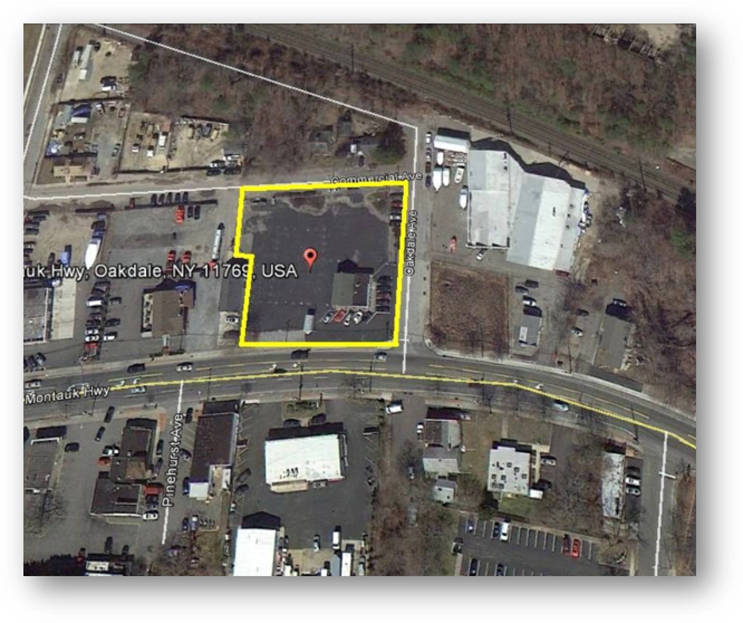 1479 MONTAUK HWY Oakdale NY 11769-1323 APN: 0500325000100087004 | Crexi.com