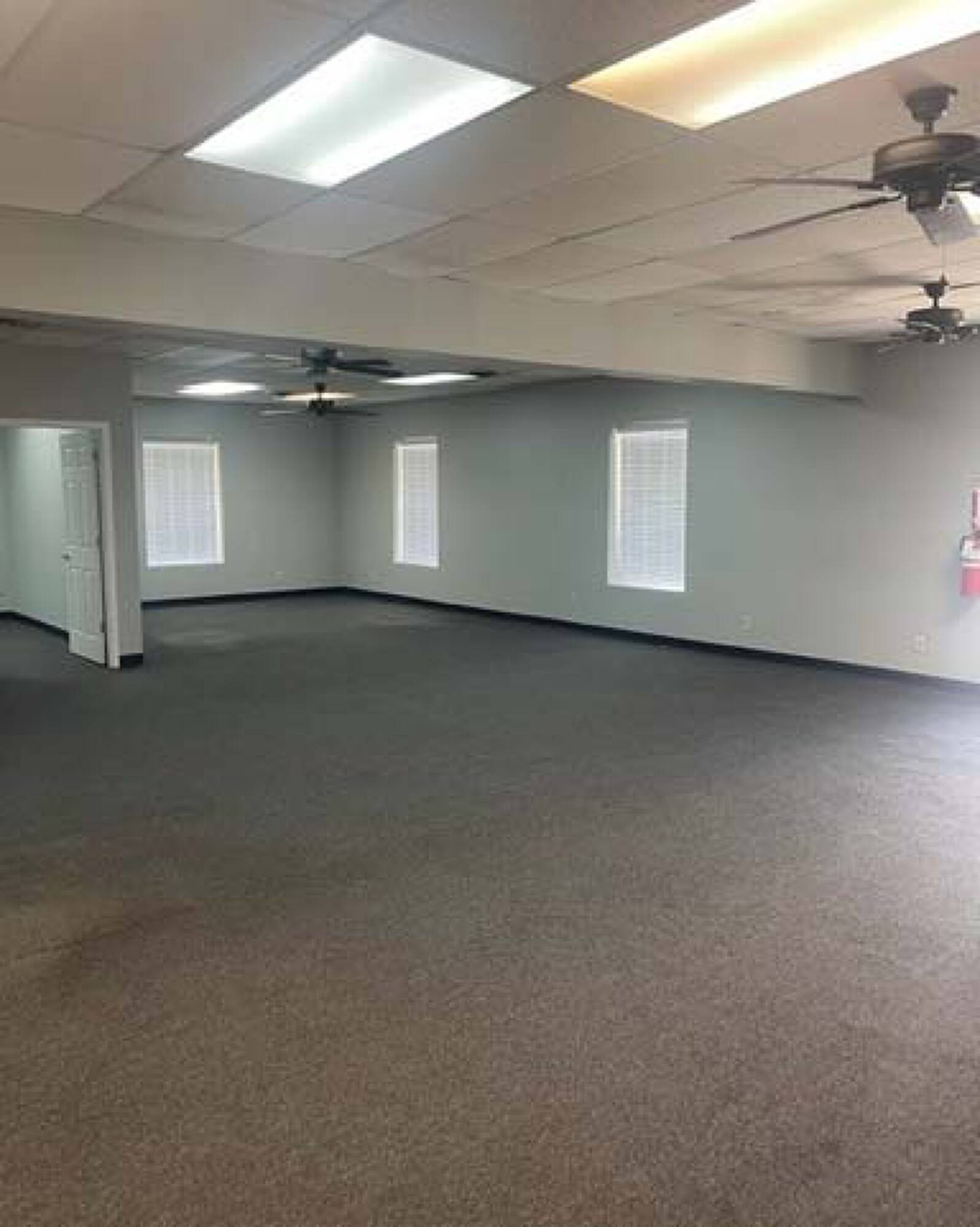 600 E Santa Fe St, Olathe, KS 66061 | Crexi.com