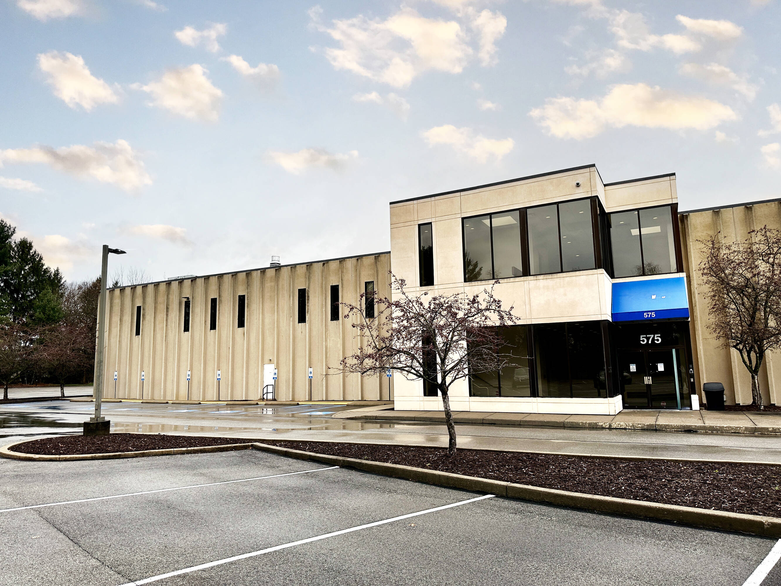 575 Epsilon Dr, Pittsburgh, PA 15238 | Crexi.com