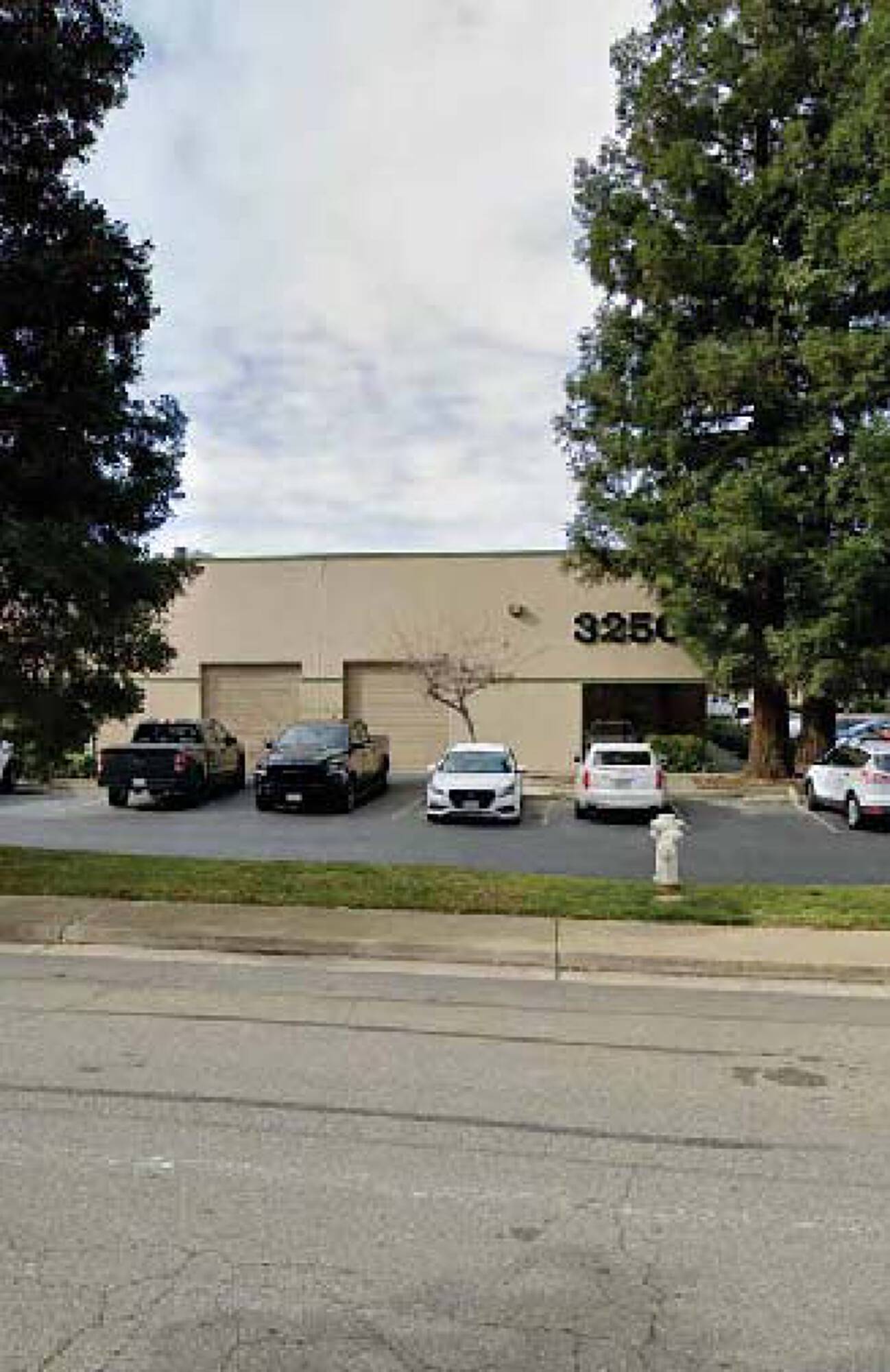 3250 MONIER CIR Rancho Cordova CA 95742-6839 APN: 07204100160001 | Crexi.com