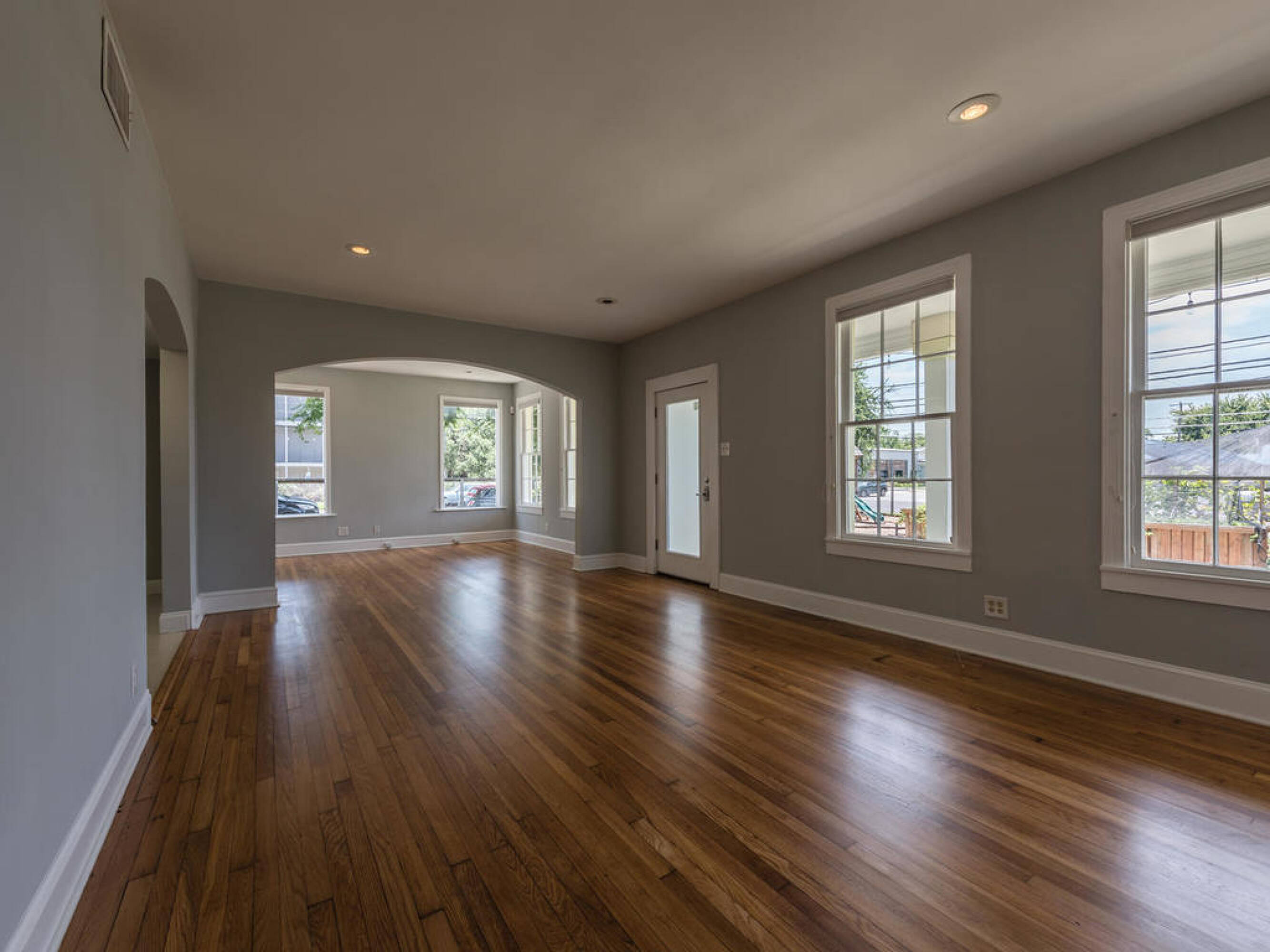 2610 Manor Rd, Austin, TX 78722 | Crexi.com