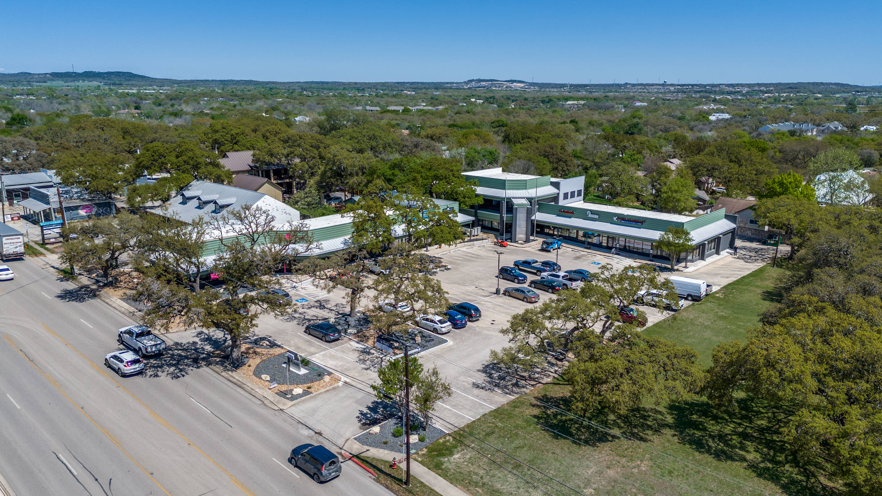 1201 S Main St, Boerne, TX 78006 | Crexi.com