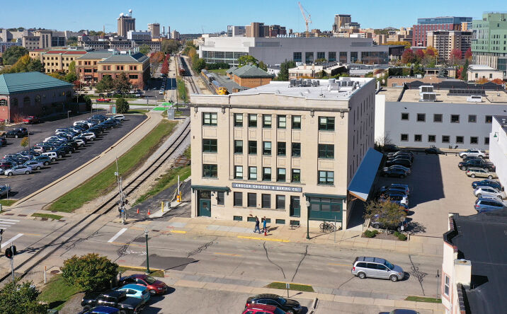 634 W Main St, Madison, WI 53703 | Crexi.com