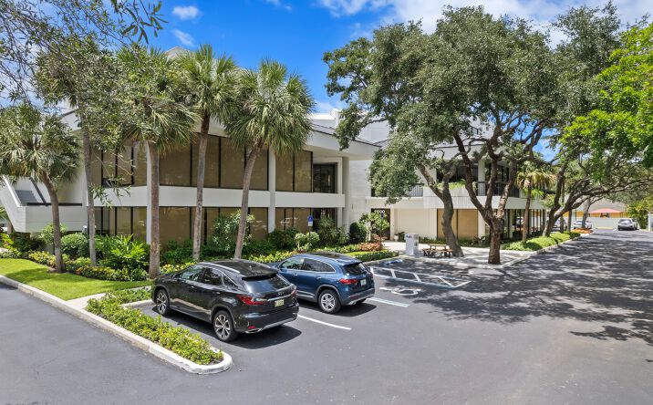 11000 Prosperity Farms Rd, Palm Beach Gardens, FL 33410 | Crexi.com