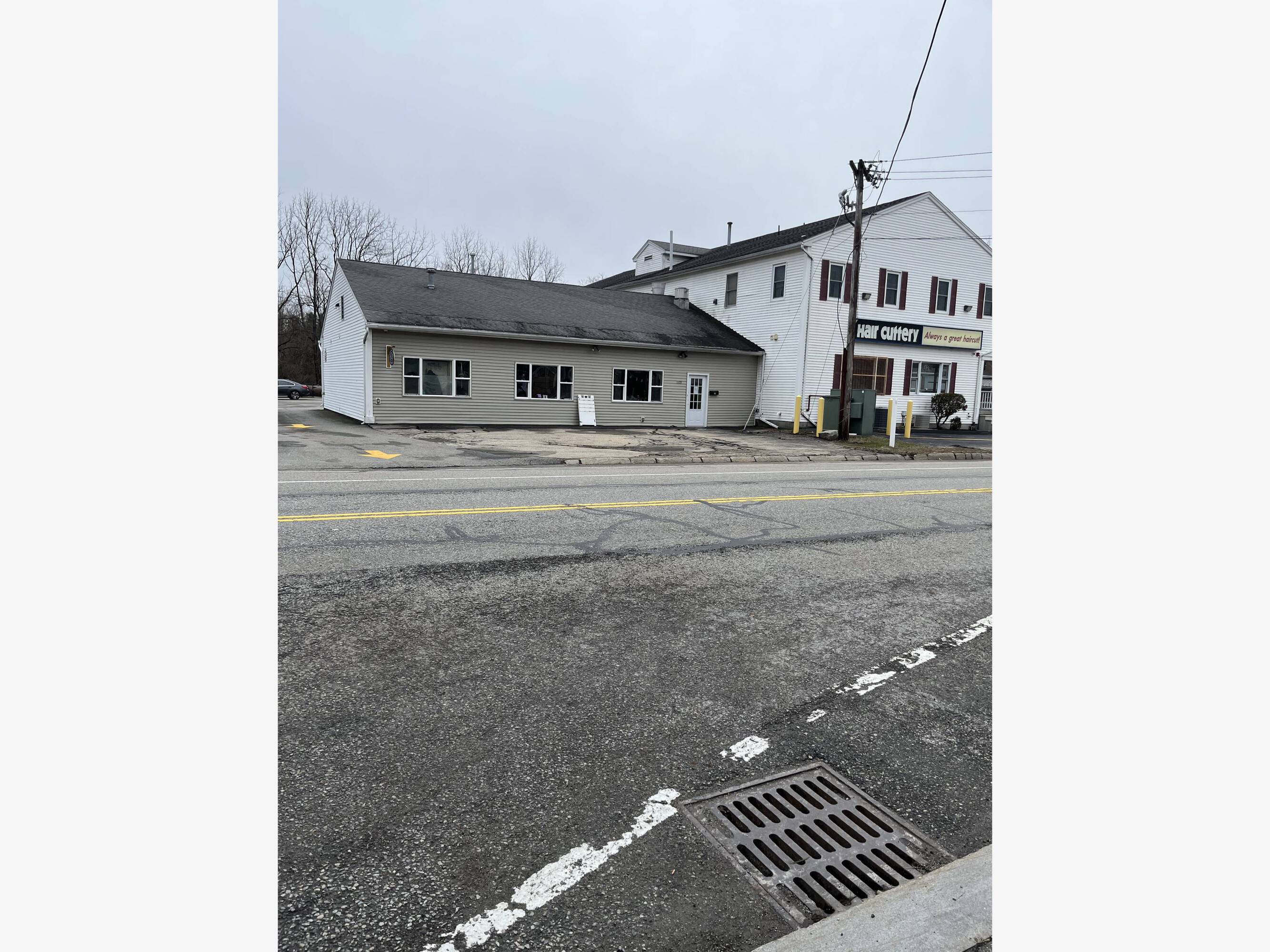 1078 W BOYLSTON ST Worcester MA 01606-1167 APN: WORC M:32 B:020 L:00033 ...