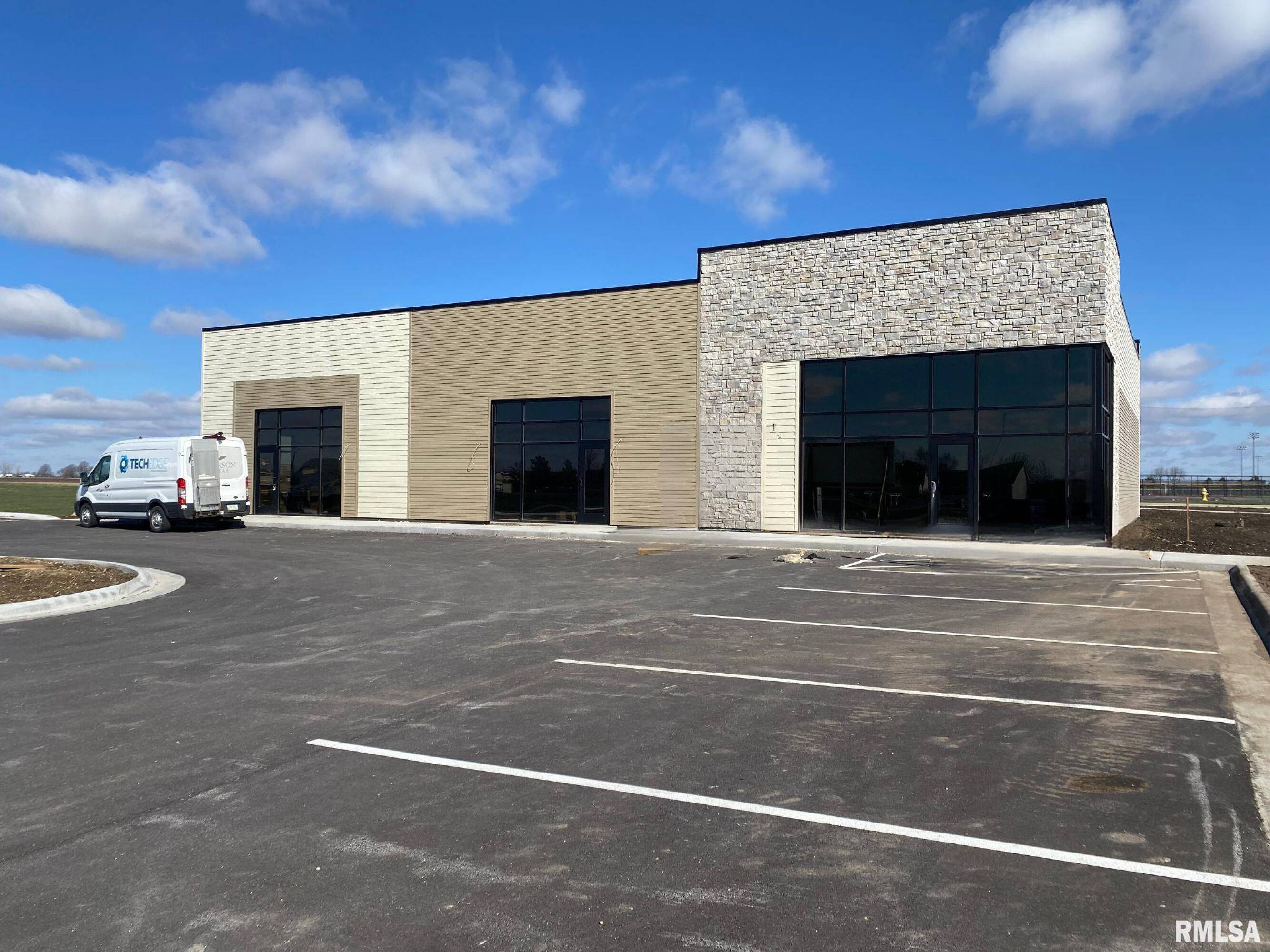 6792-6798 FRIENDSHIP Path, Bettendorf, IA 52722 | Crexi.com