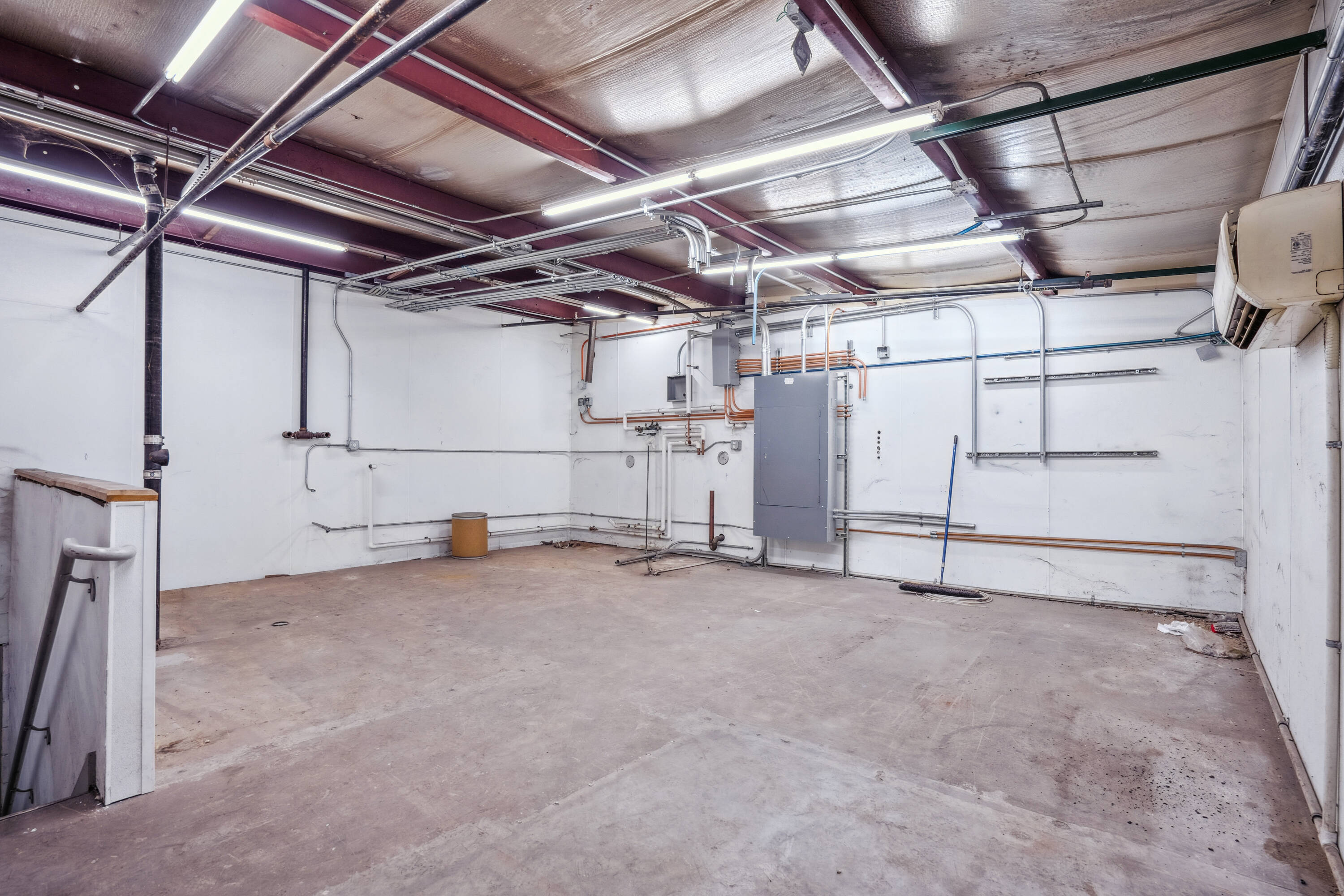 2975 Airline Cir, Waterloo, IA 50703 | Crexi.com