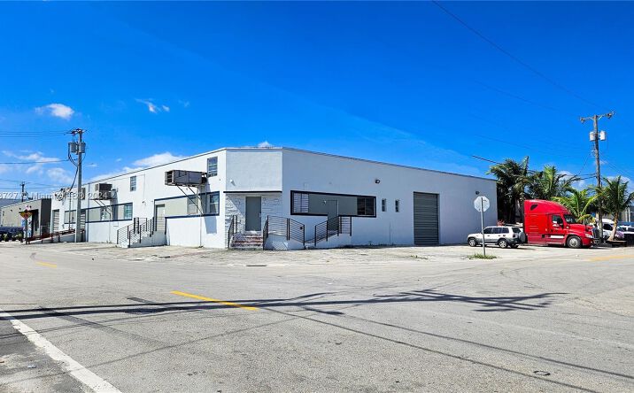 1080-1090 E 14th St, Hialeah, FL 33010 | Crexi.com