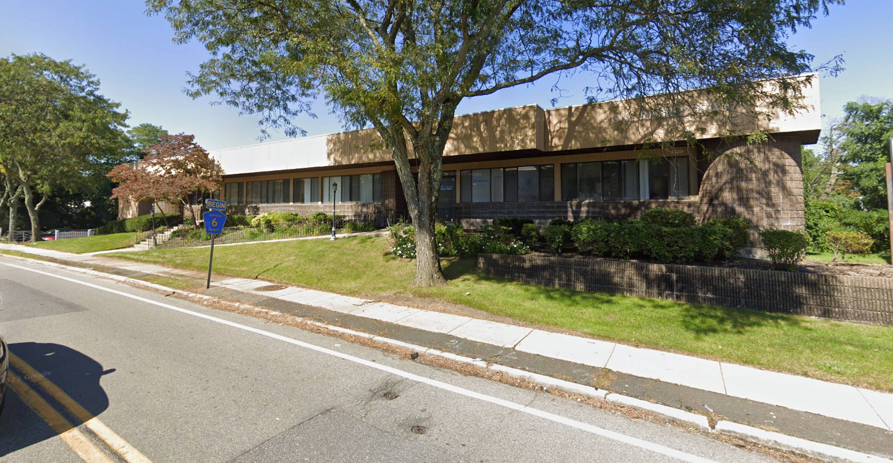 1 Rabro Dr, Hauppauge, NY 11788 | Crexi.com