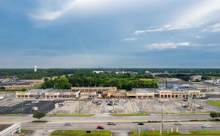 2217 Farm to Market 1960 Rd W, Houston, TX 77090 | Crexi.com