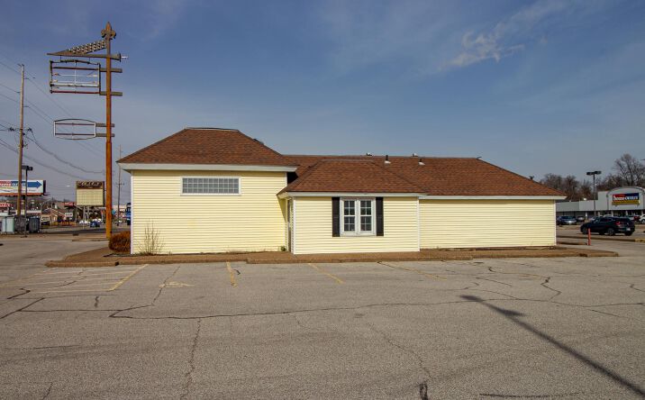 810 S Green River Rd, Evansville, IN 47715 | Crexi.com