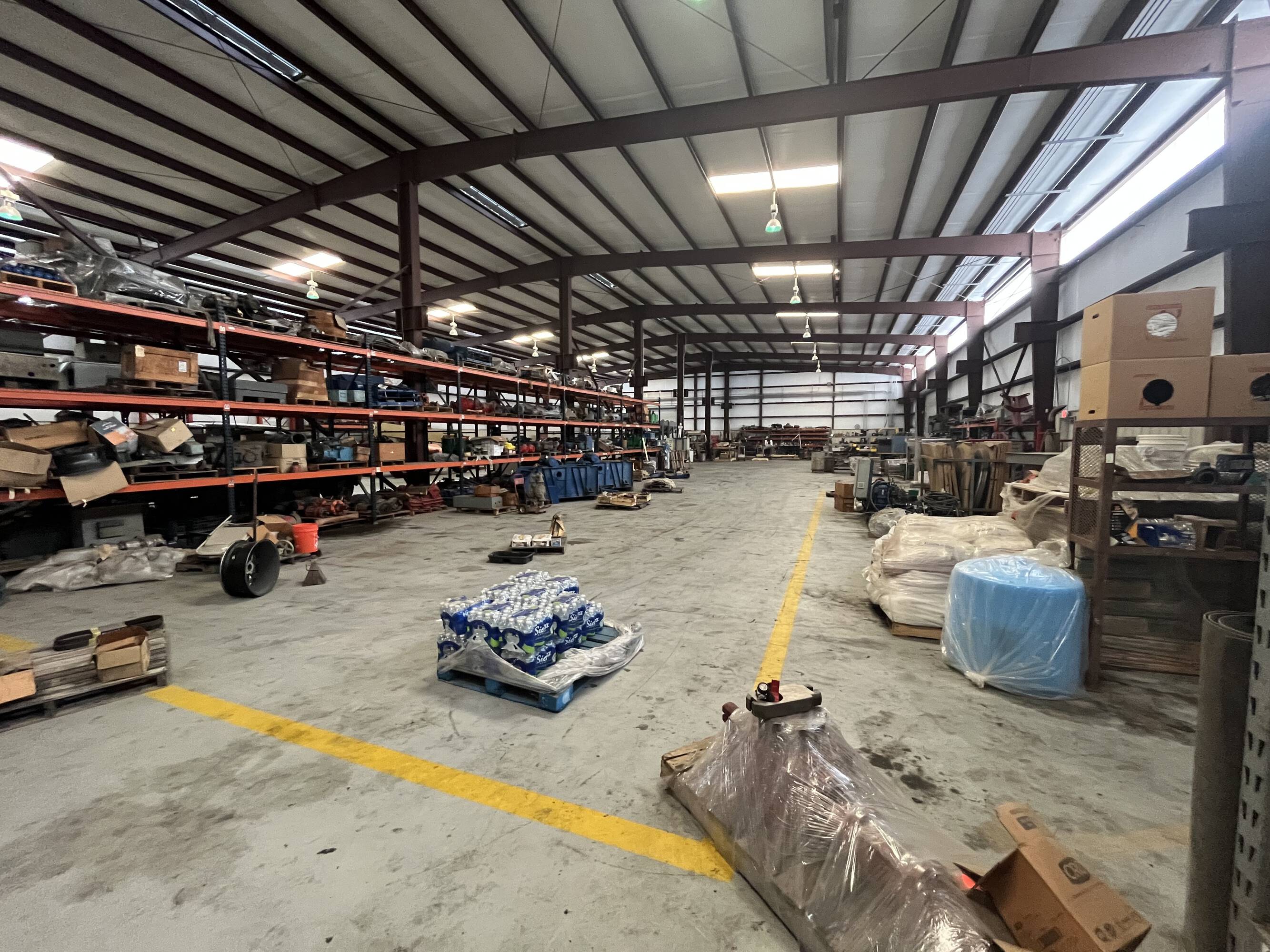 11050 W Little York Rd, Houston, TX 77041 | Crexi.com