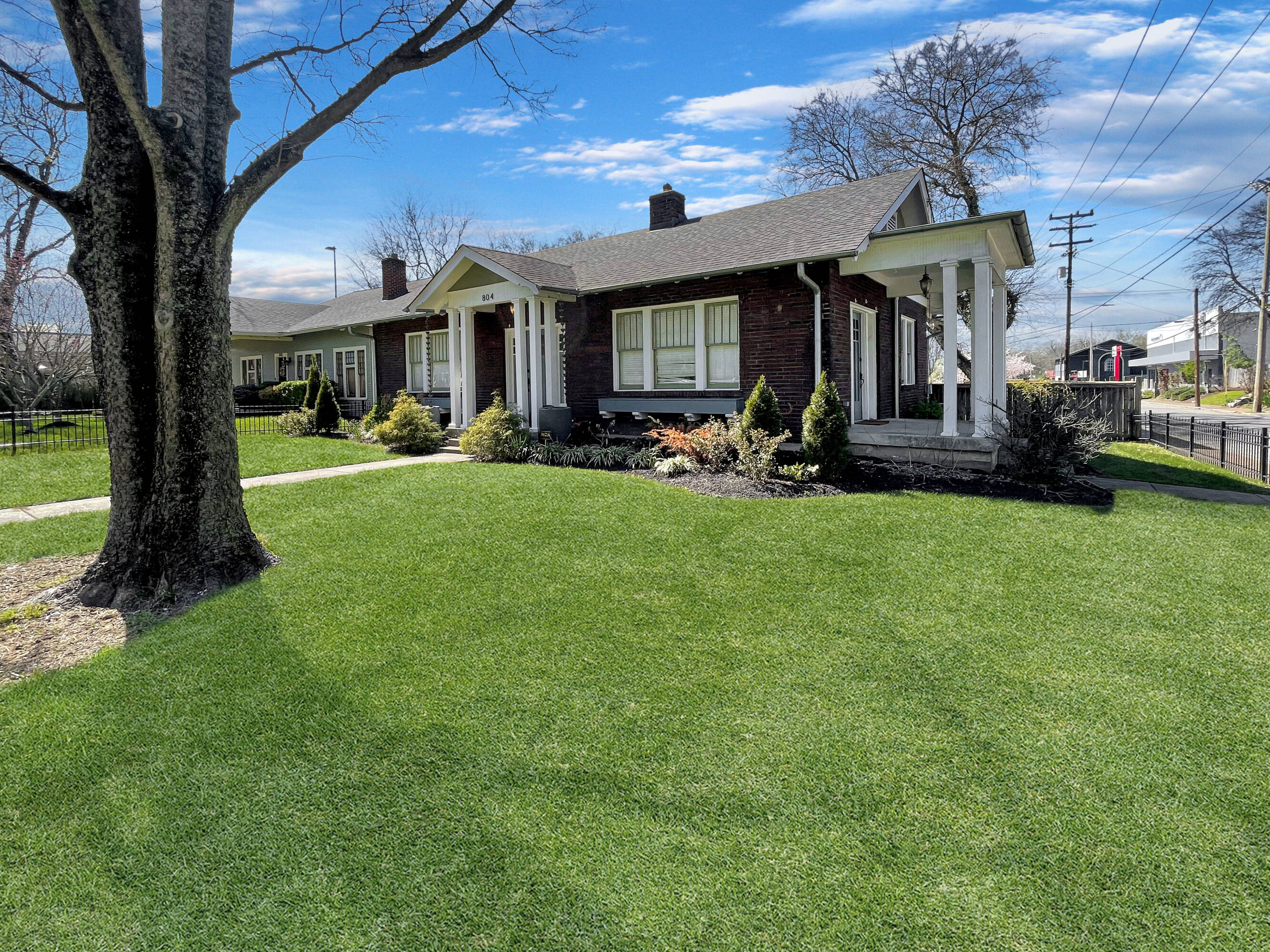 804 N 12TH ST Nashville TN 37206-2619 APN: 08305021000 | Crexi.com