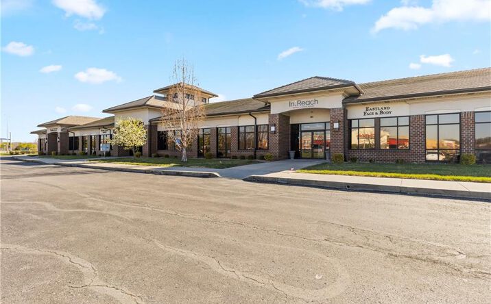 19049 E Valley View Parkway, Independence, MO 64055 | Crexi.com