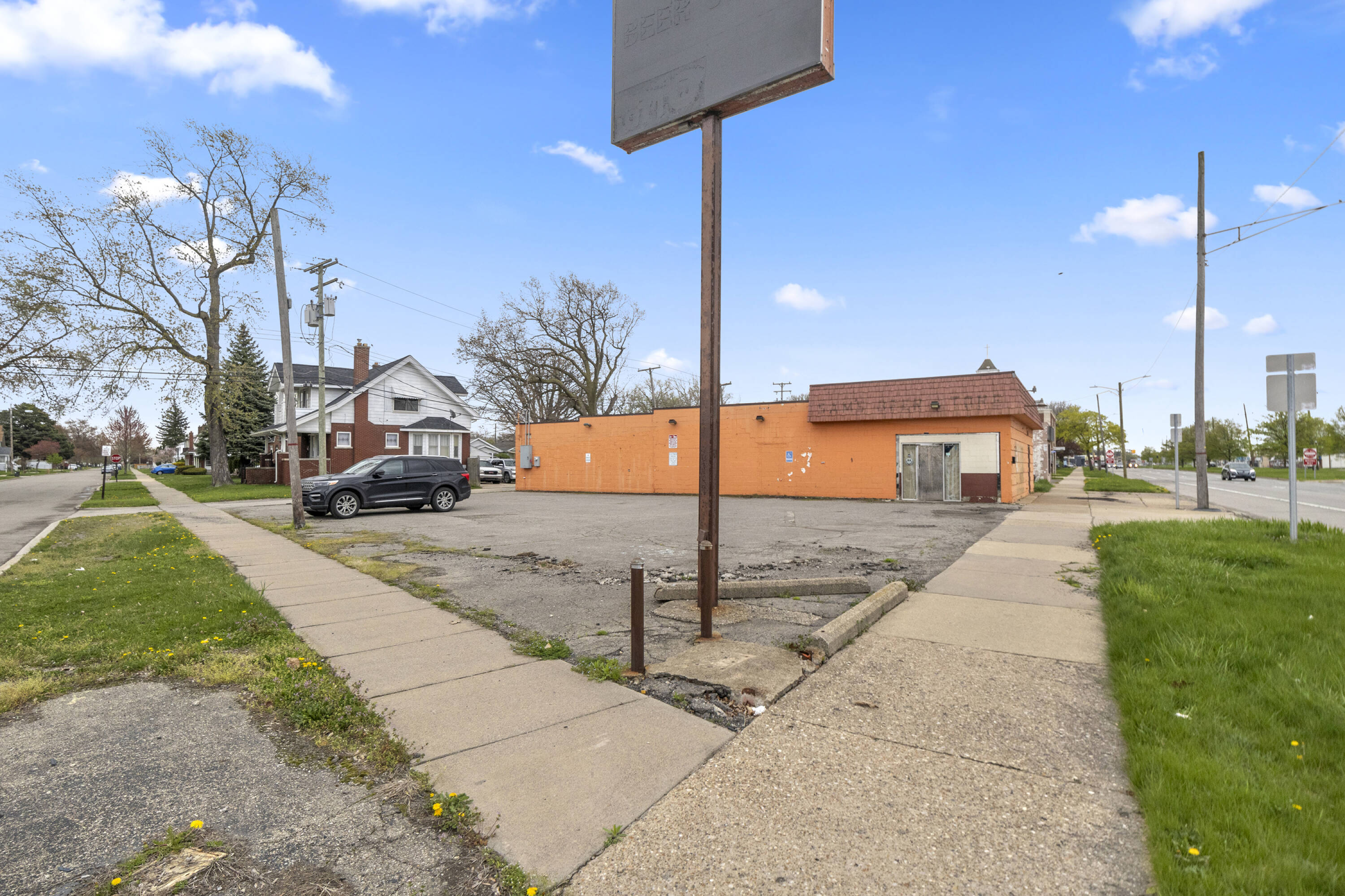 3115 Fort St, Lincoln Park, MI 48146 | Crexi.com