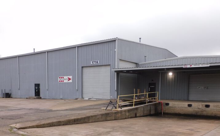 1716 Shady Oaks Dr, Denton, TX 76205 | Crexi.com