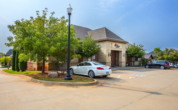 6832 N Robinson Ave, Oklahoma City, OK 73116 | Crexi.com