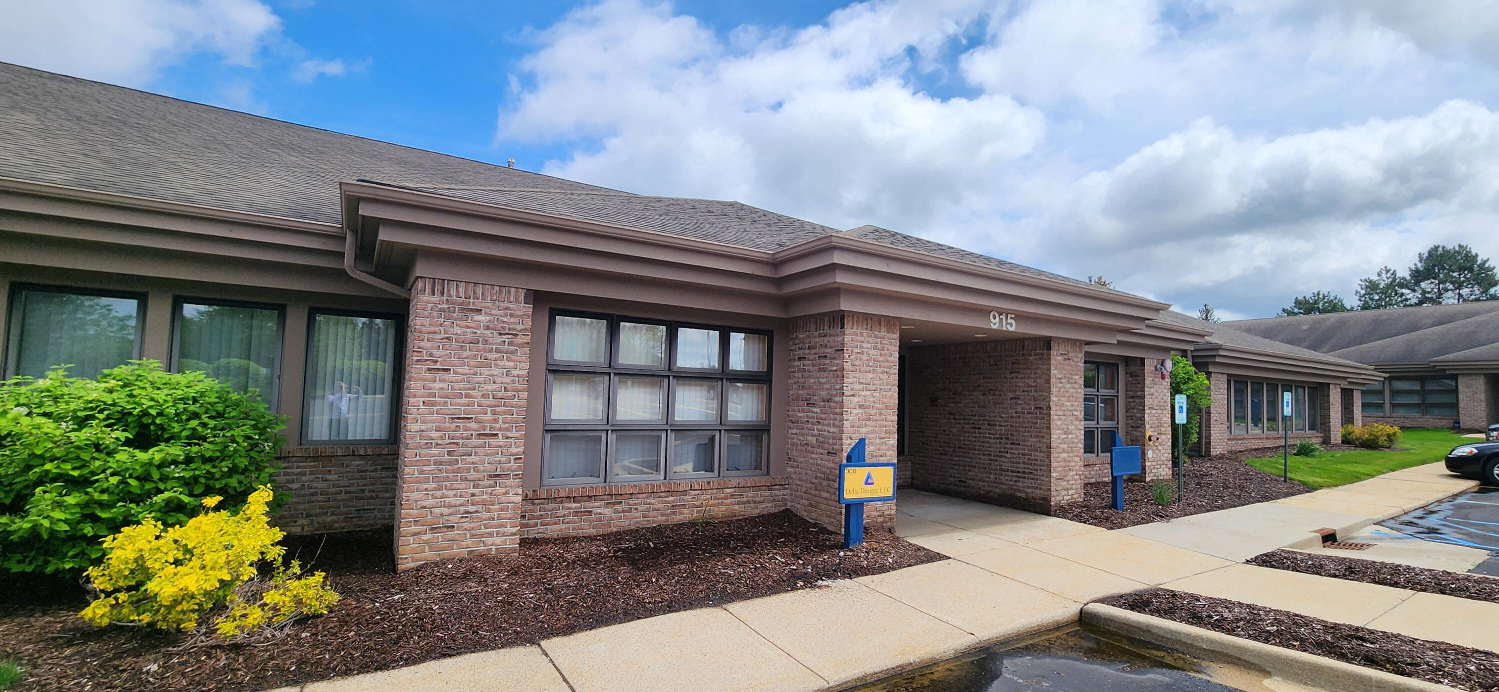 915 Centennial Way, Lansing, MI 48917 | Crexi.com