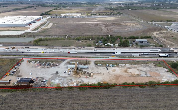 10833 I-10, Marion, TX 78124 | Crexi.com