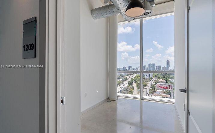 420 SW 7th St # 1209, Miami, FL 33130 | Crexi.com