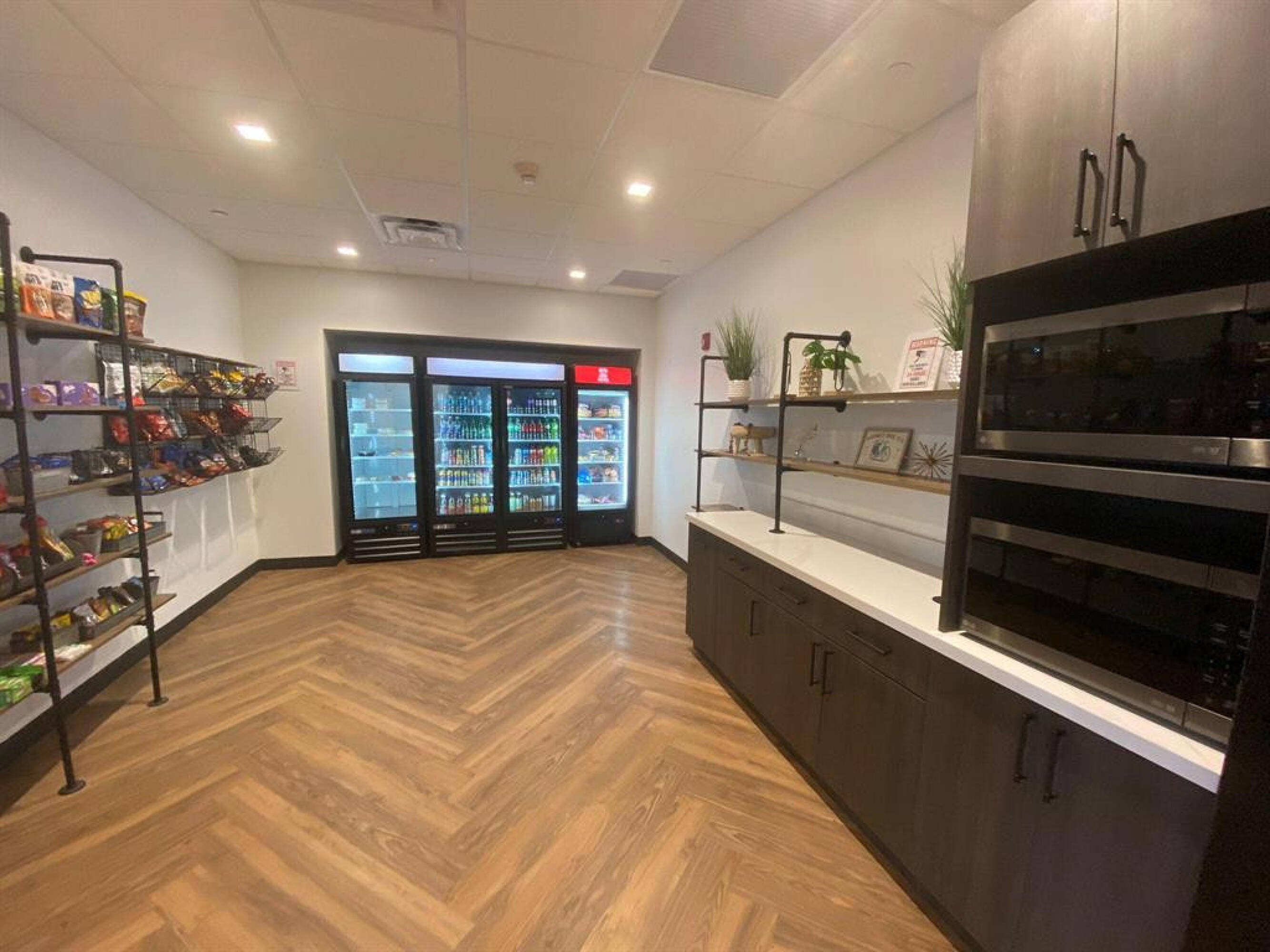 1301 International Parkway, Sunrise, FL 33323 | Crexi.com