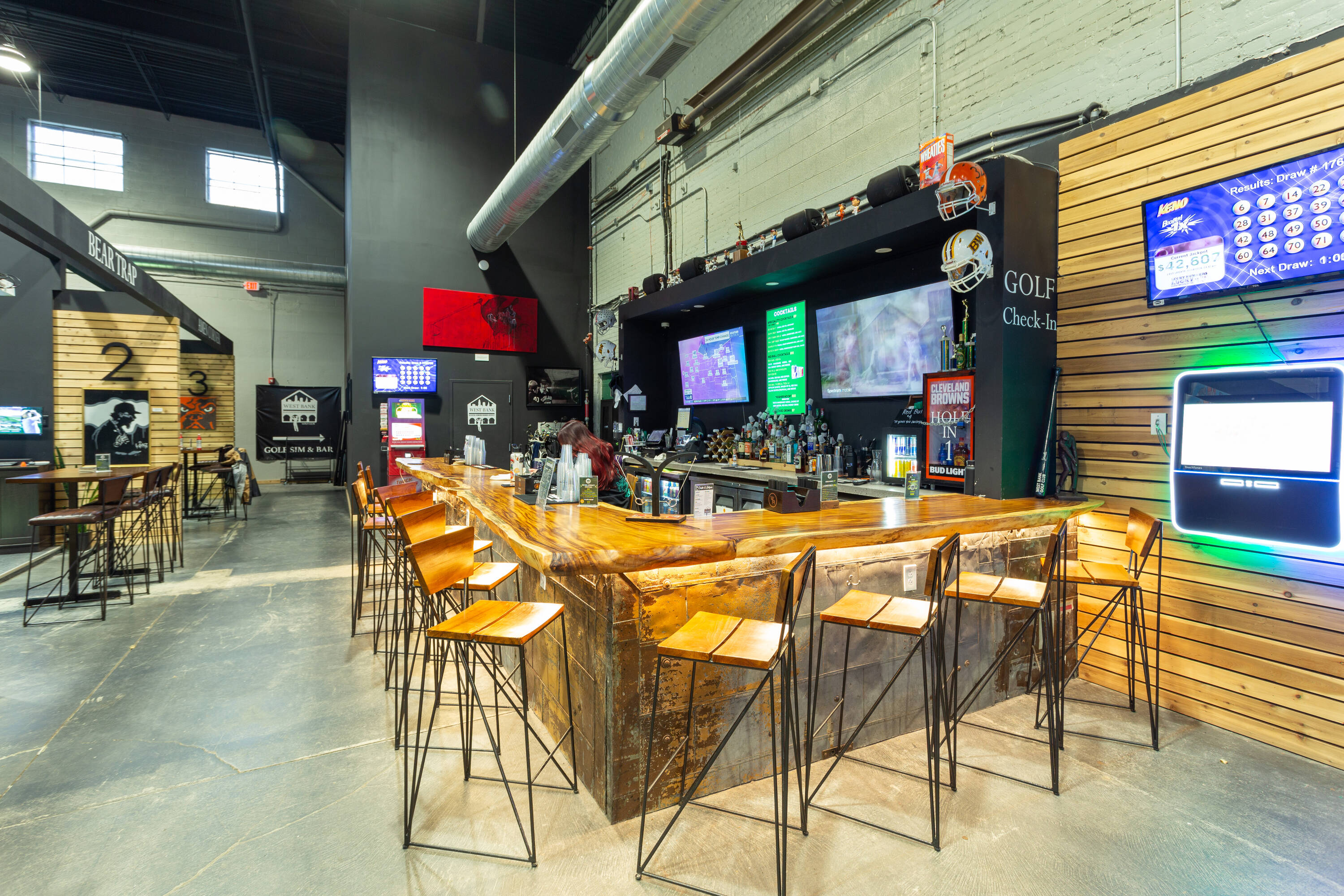 2111 Center St, Cleveland, OH 44113 | Crexi.com