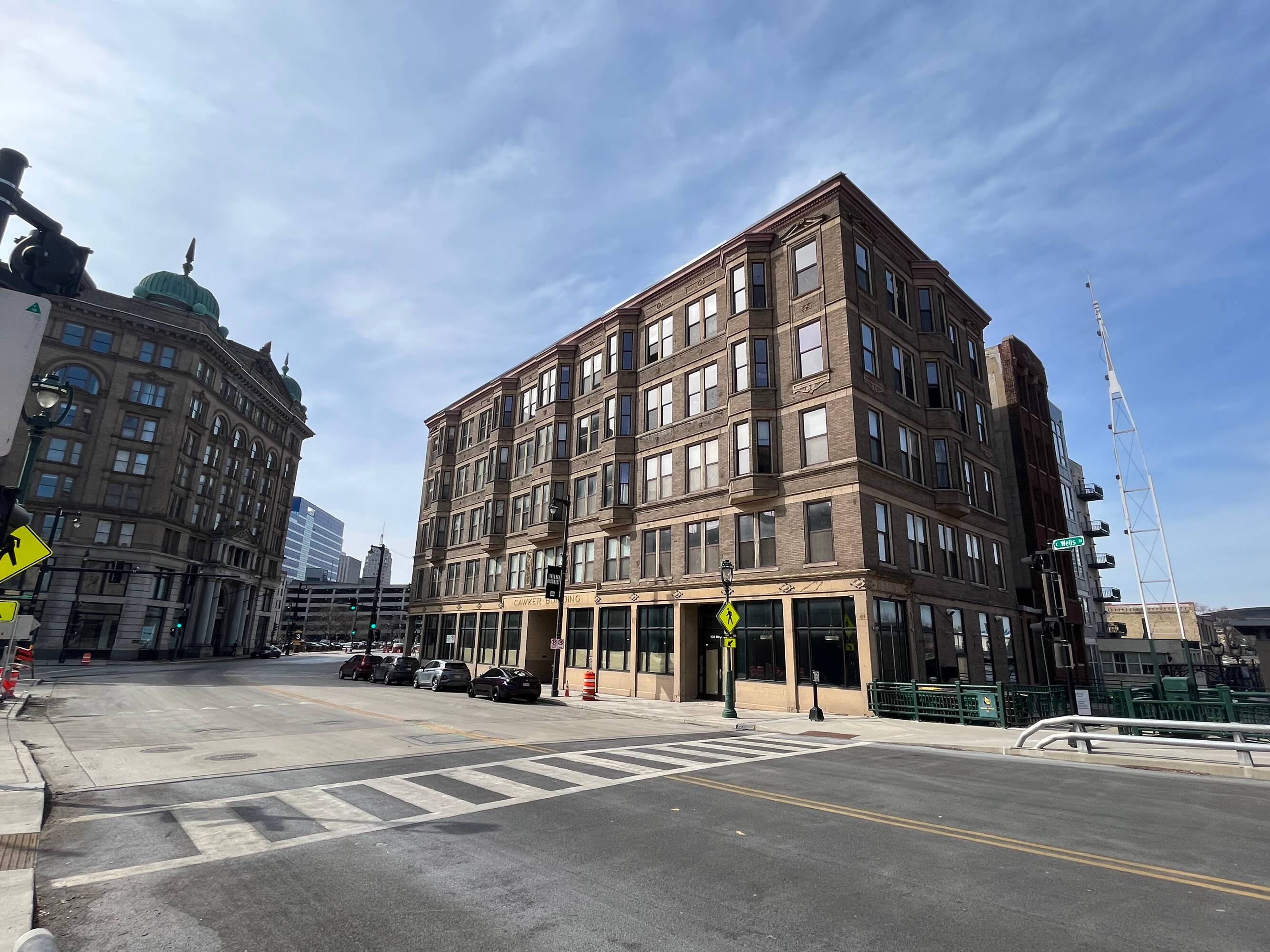 108 W Wells St, Milwaukee, WI 53203 | Crexi.com