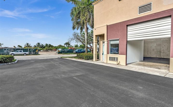 15075 SW 137th St, Miami, FL 33196 | Crexi.com