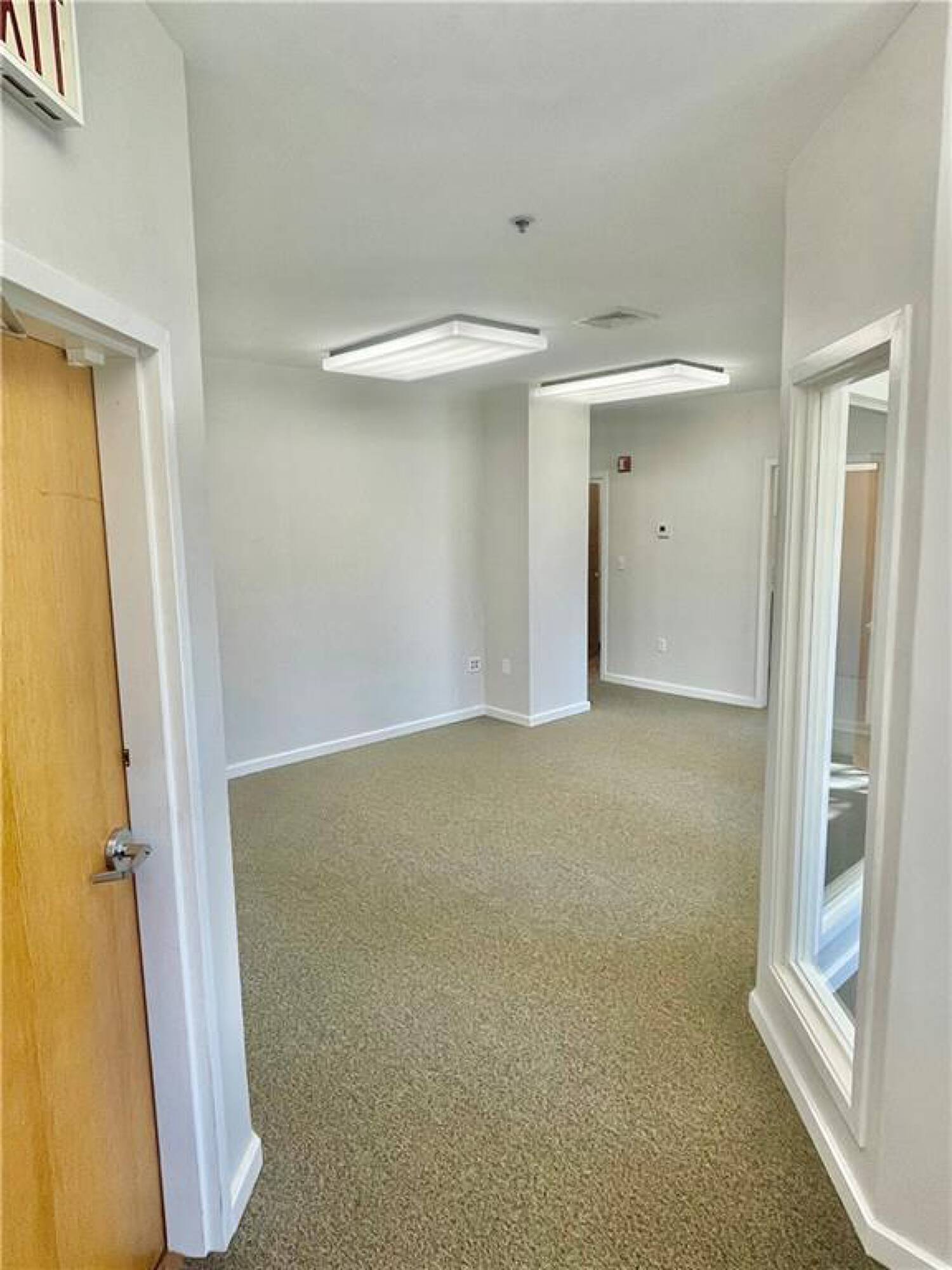 1130 Ten Rod Road UNIT B-203, North Kingstown, RI 02852 | Crexi.com