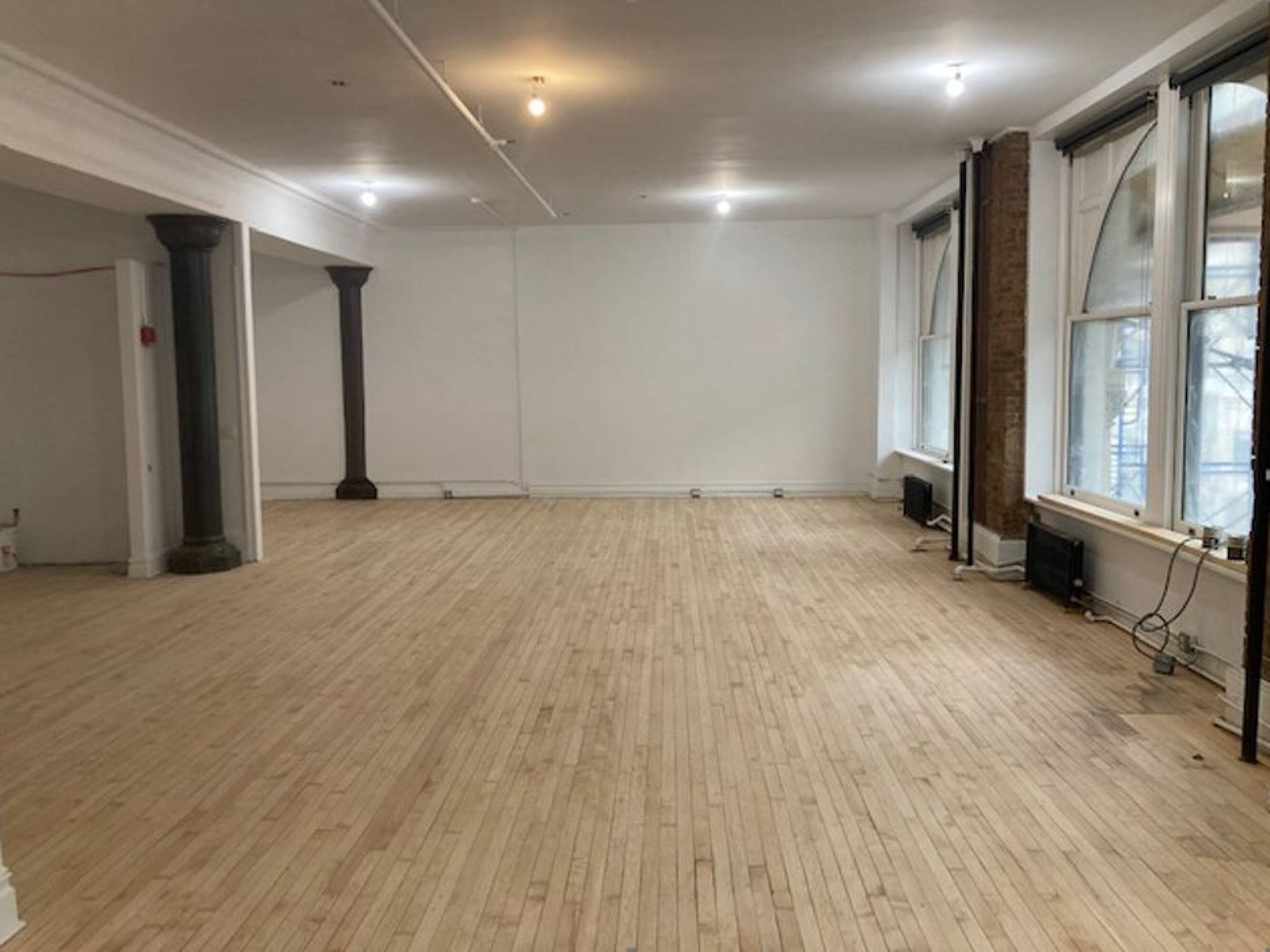 1 UNION SQ W New York NY 10003-3303 APN: 1008420021 | Crexi.com