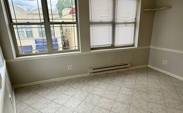 5 W Sunrise Hwy, Freeport, NY 11520 | Crexi.com