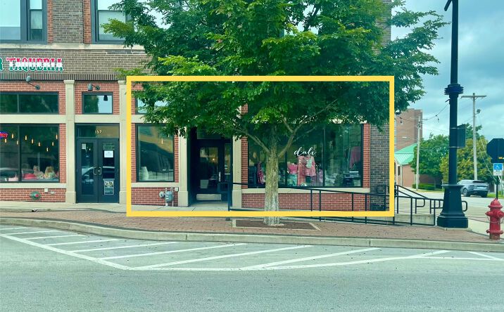 159 W Main St, Decatur, IL 62523 | Crexi.com