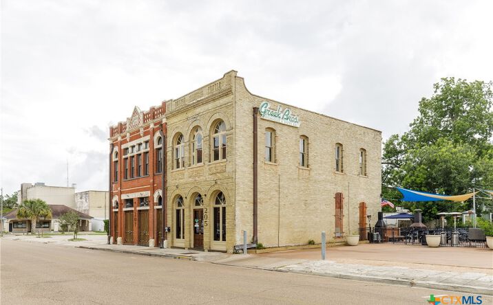 207 E Constitution Street 1, Victoria, TX 77901 | Crexi.com