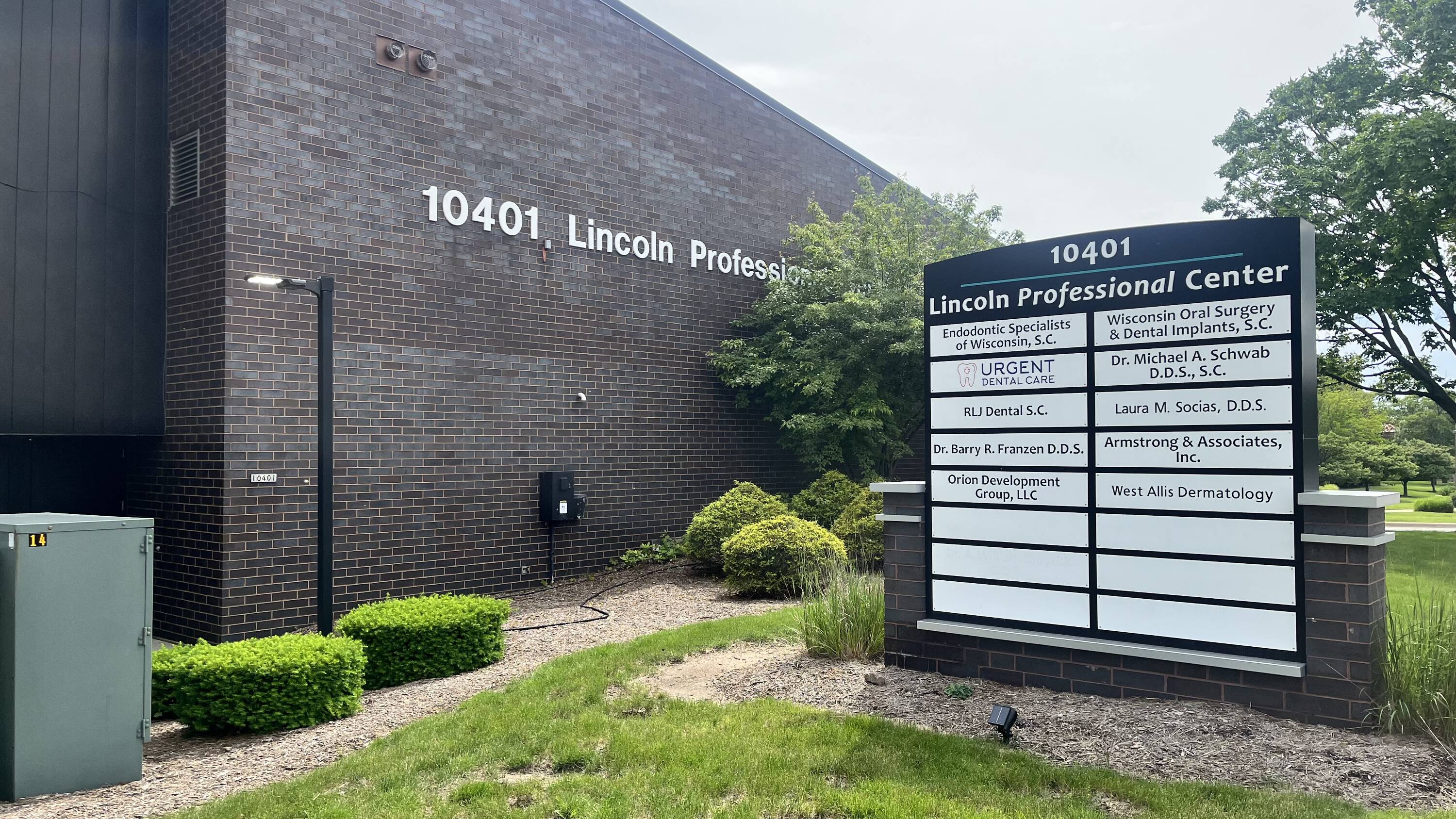 10401 W Lincoln Ave, West Allis, WI 53227 | Crexi.com