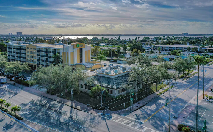 1502 Cape Coral Pkwy E, Cape Coral, FL 33904 | Crexi.com