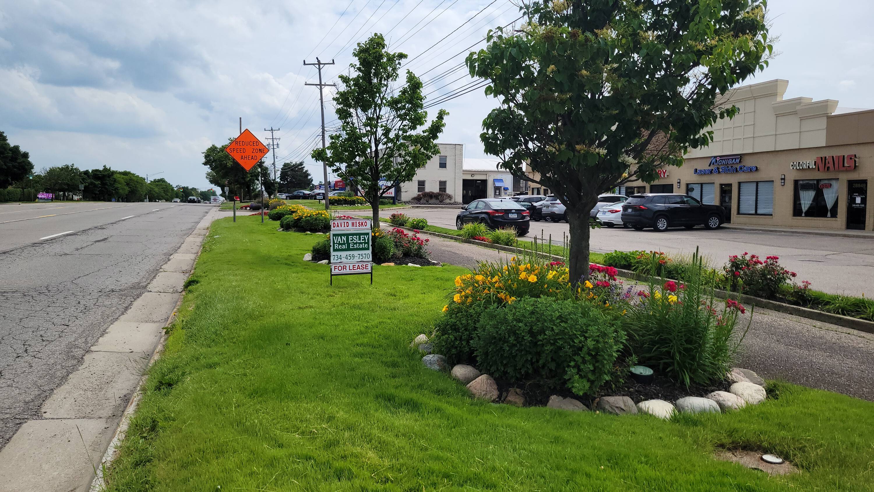 28859 Orchard Lake Rd, Farmington Hills, MI 48334 | Crexi.com