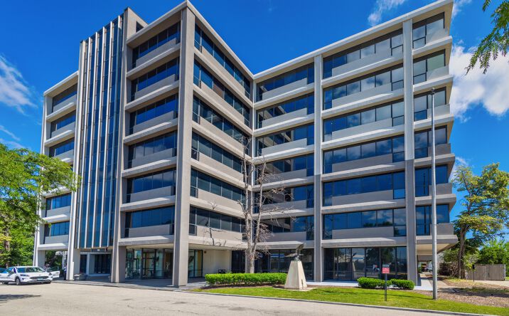 10400 W Higgins Rd, Rosemont, IL 60018 | Crexi.com