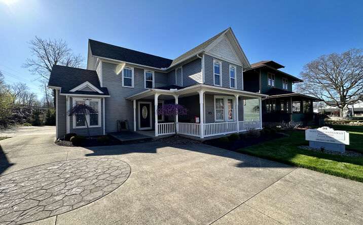 260 S Main St, Amherst, OH 44001 | Crexi.com