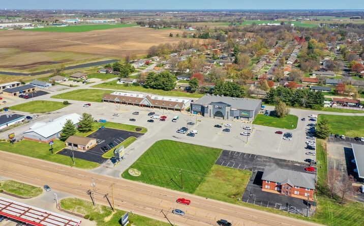 547 Bargraves Blvd, Troy, IL 62294 | Crexi.com